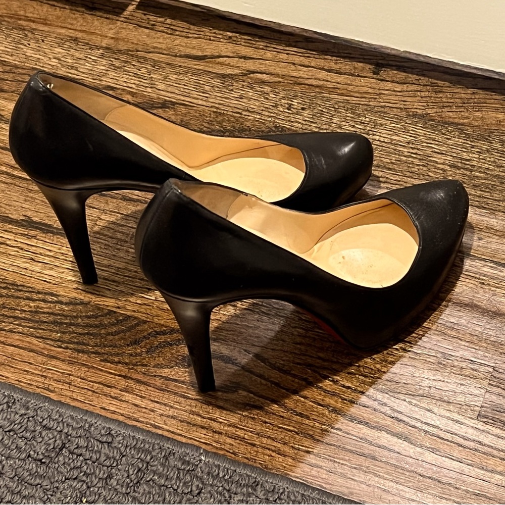 Christian Louboutin, Classic Black Pump, 4 3/4” Heel,… - Gem
